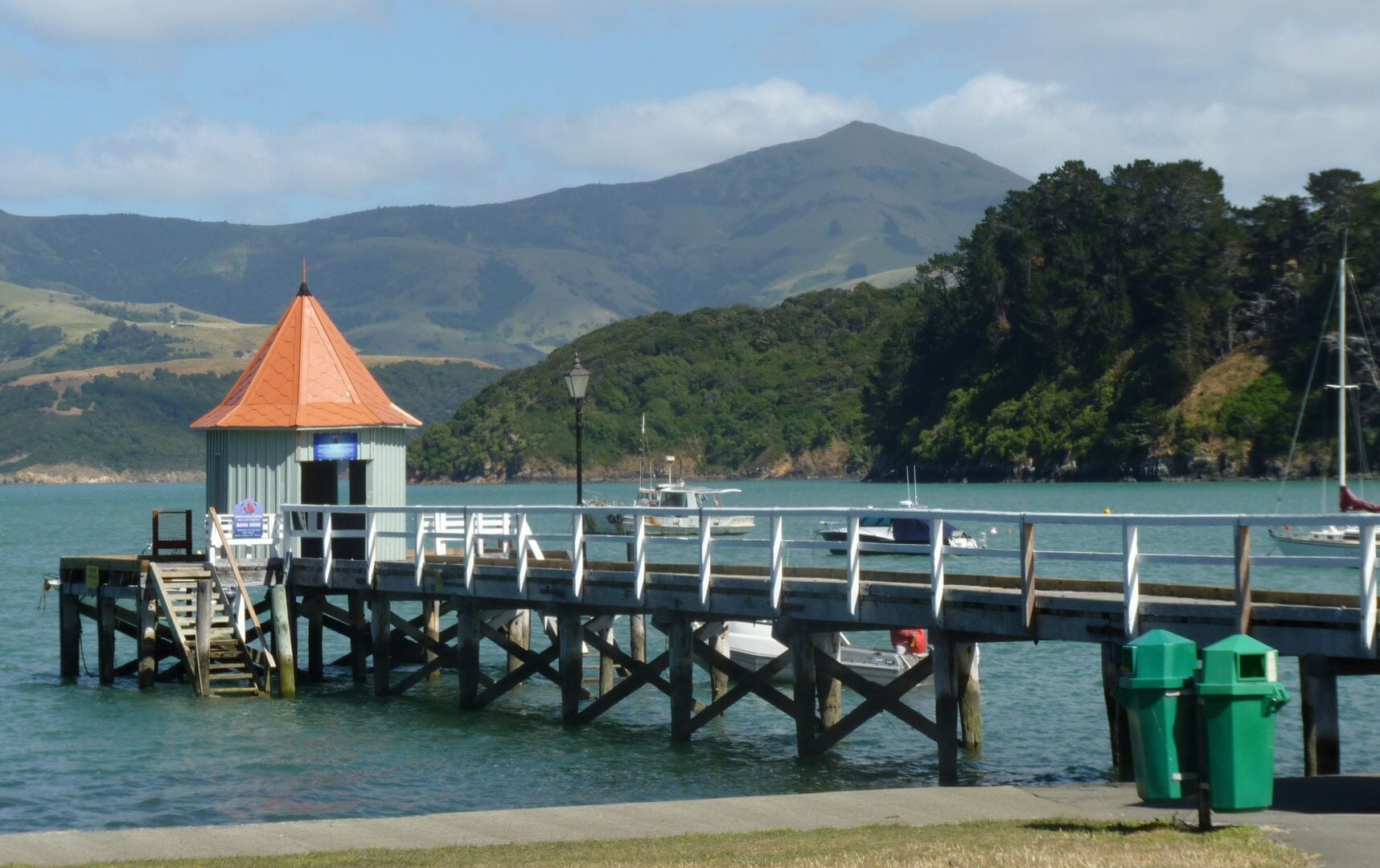 Things to Do in Akaroa, New Zealand 2025 - Hotels & Flights - Earth ...