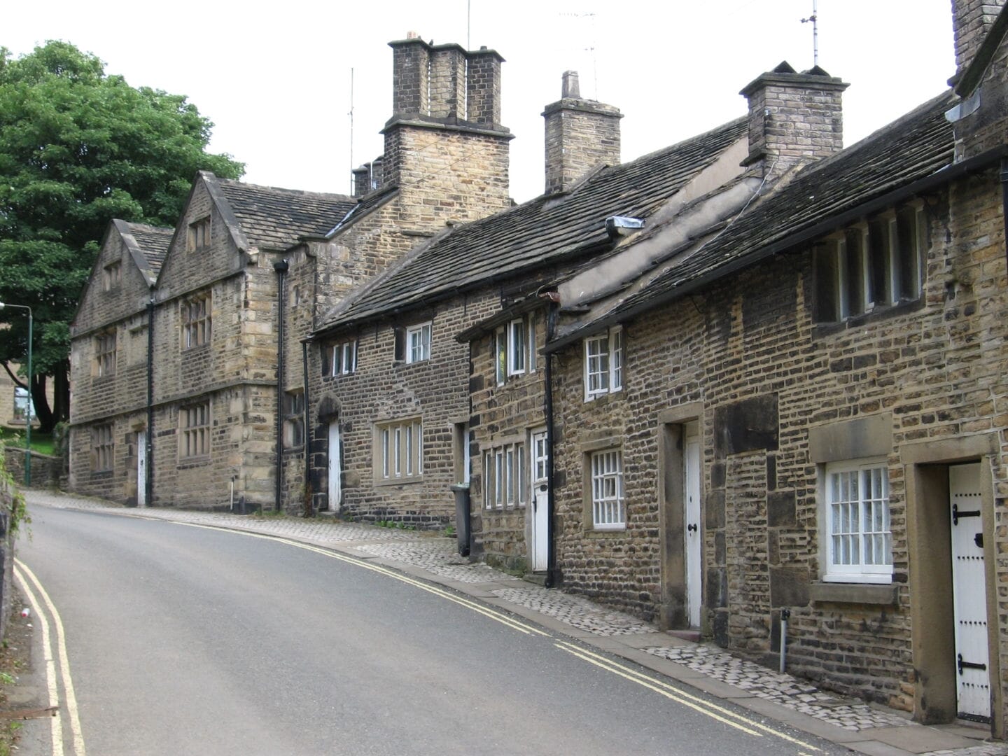 Things to Do in Glossop, United Kingdom 2026 - Hotels & Flights - Earth ...