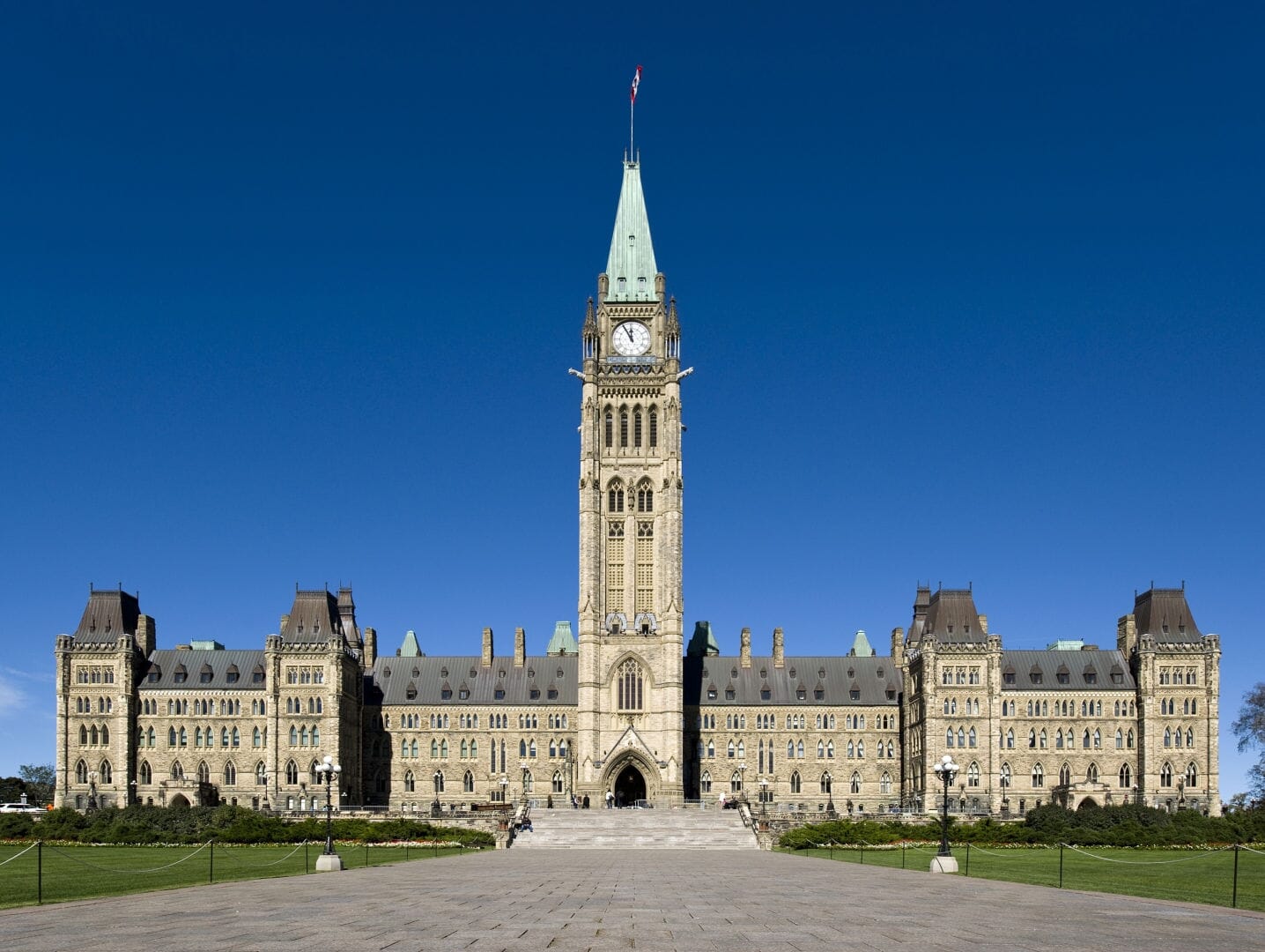 Things to Do in Ottawa, Canada 2025 - Hotels & Flights - Earth Roulette