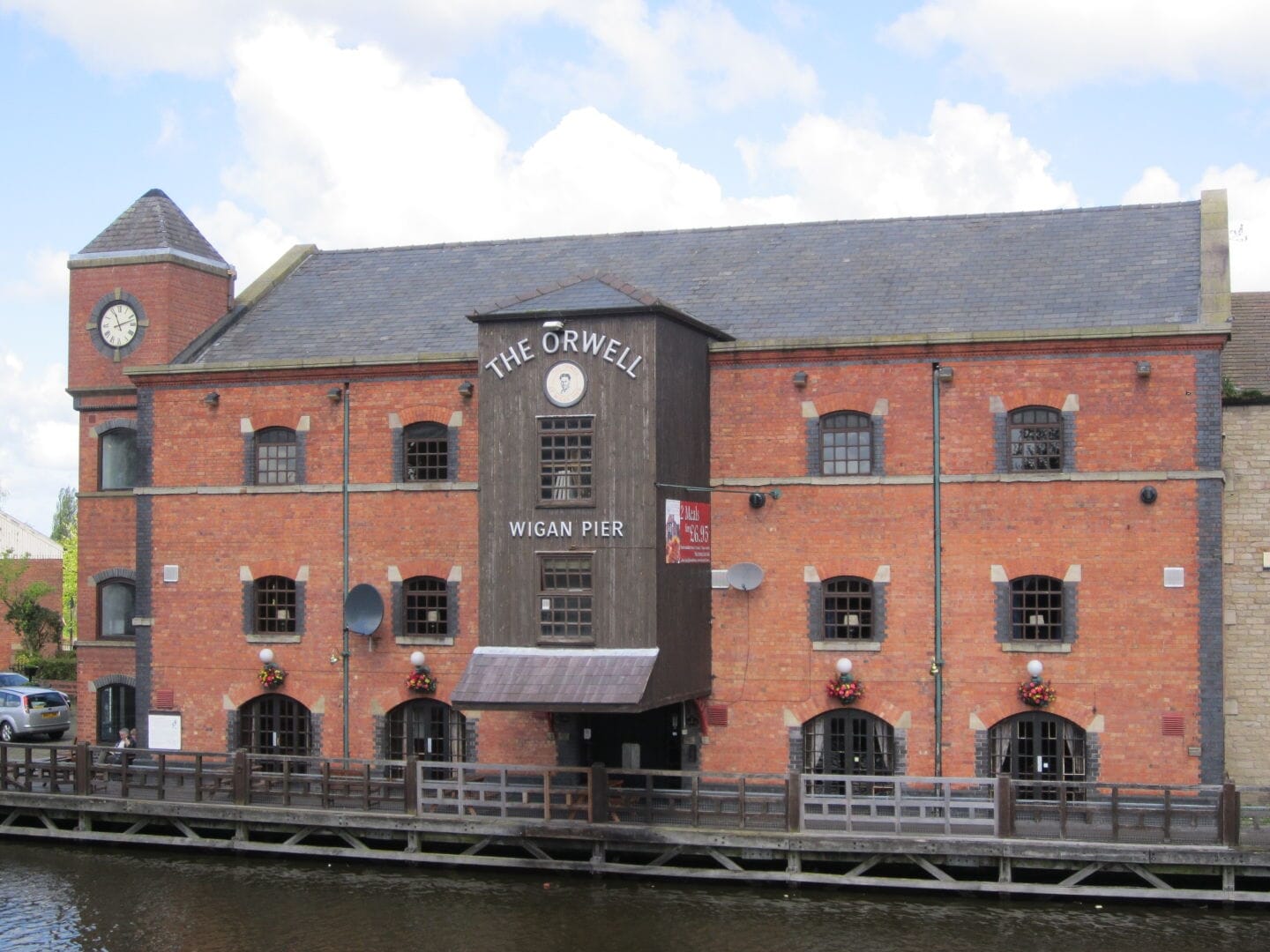 Things to Do in Wigan, United Kingdom 2026 - Hotels & Flights - Earth ...