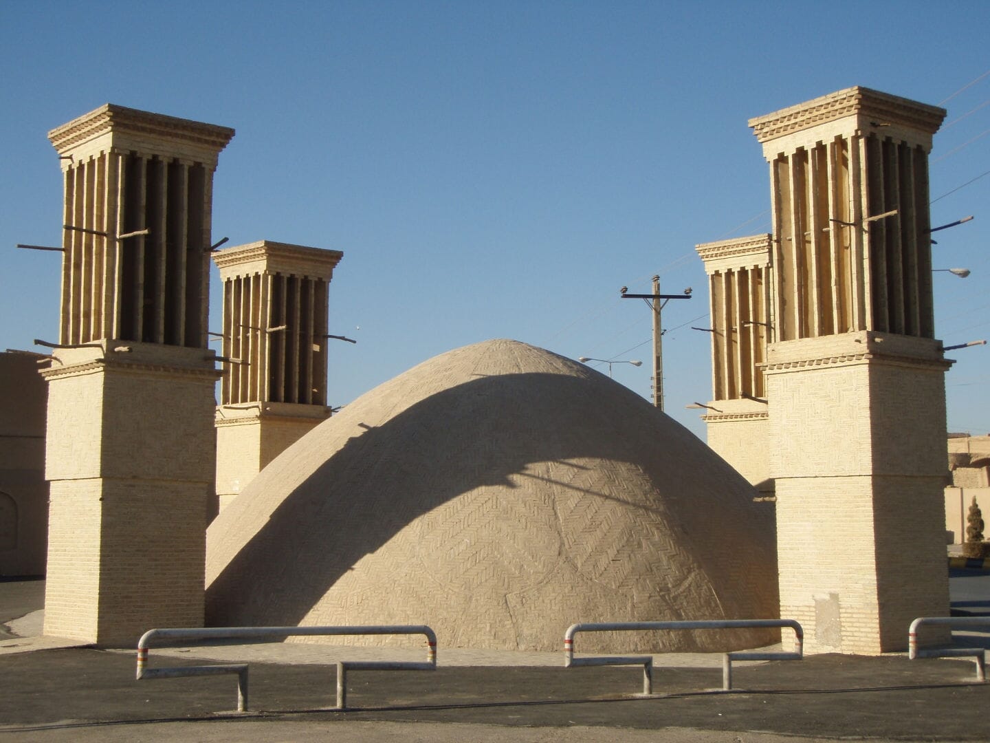 Things to Do in Yazd, Iran 2026 - Hotels & Flights - Earth Roulette